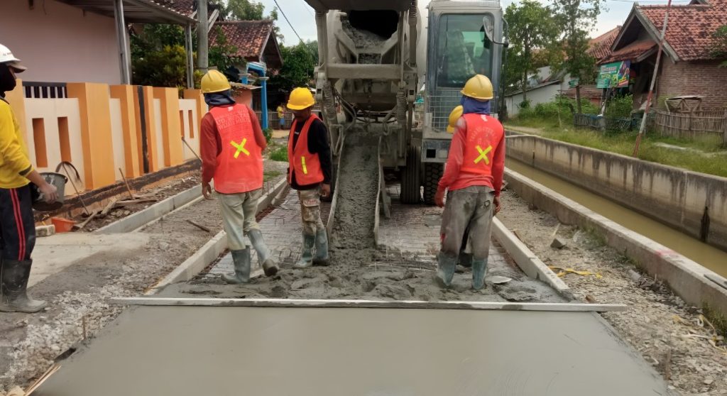 Self Loading Mixer Truck - AIMIX Construction